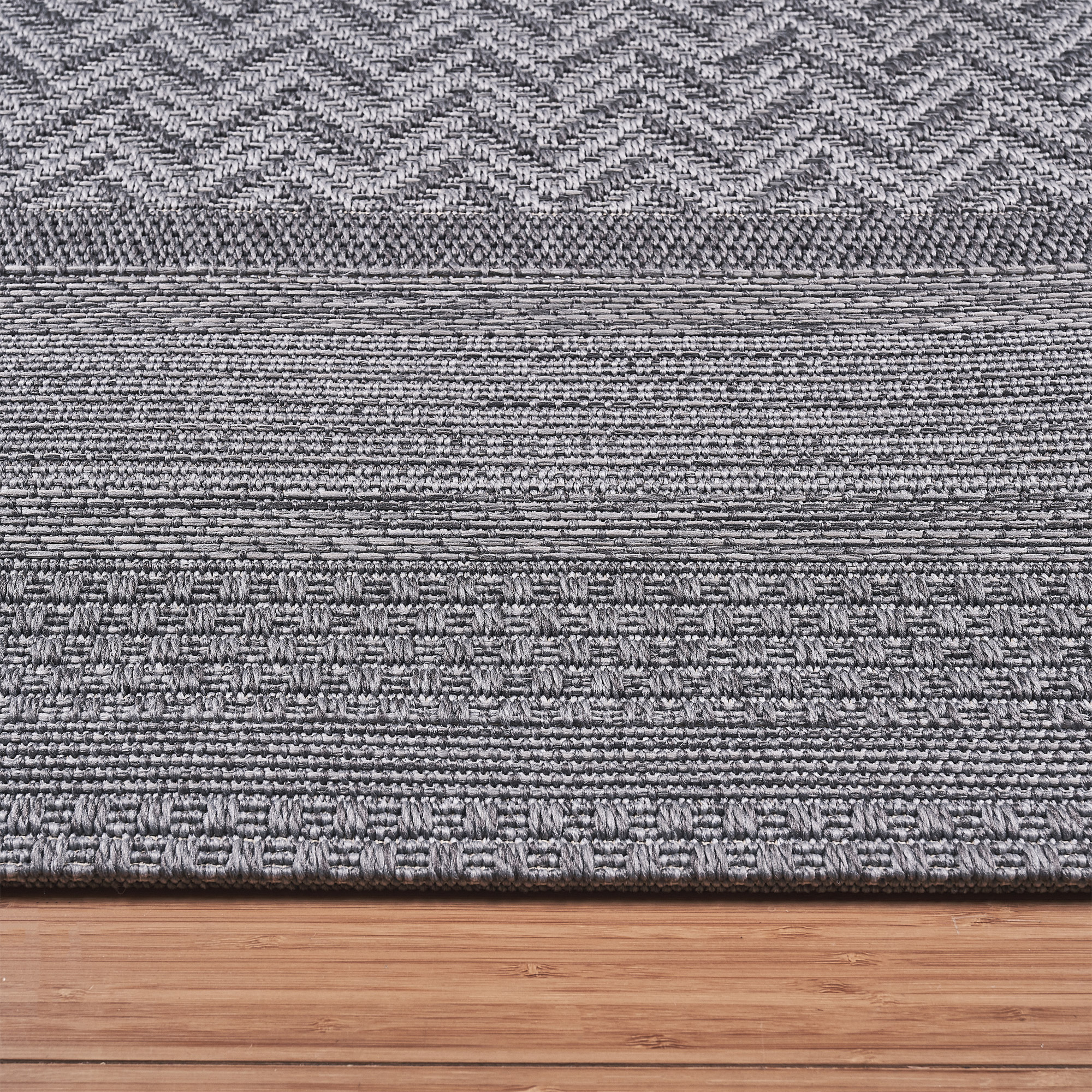 Laguna Indoor/Outdoor Area Rug, Daria Silver Iron, 5'3” x 7' | Costco