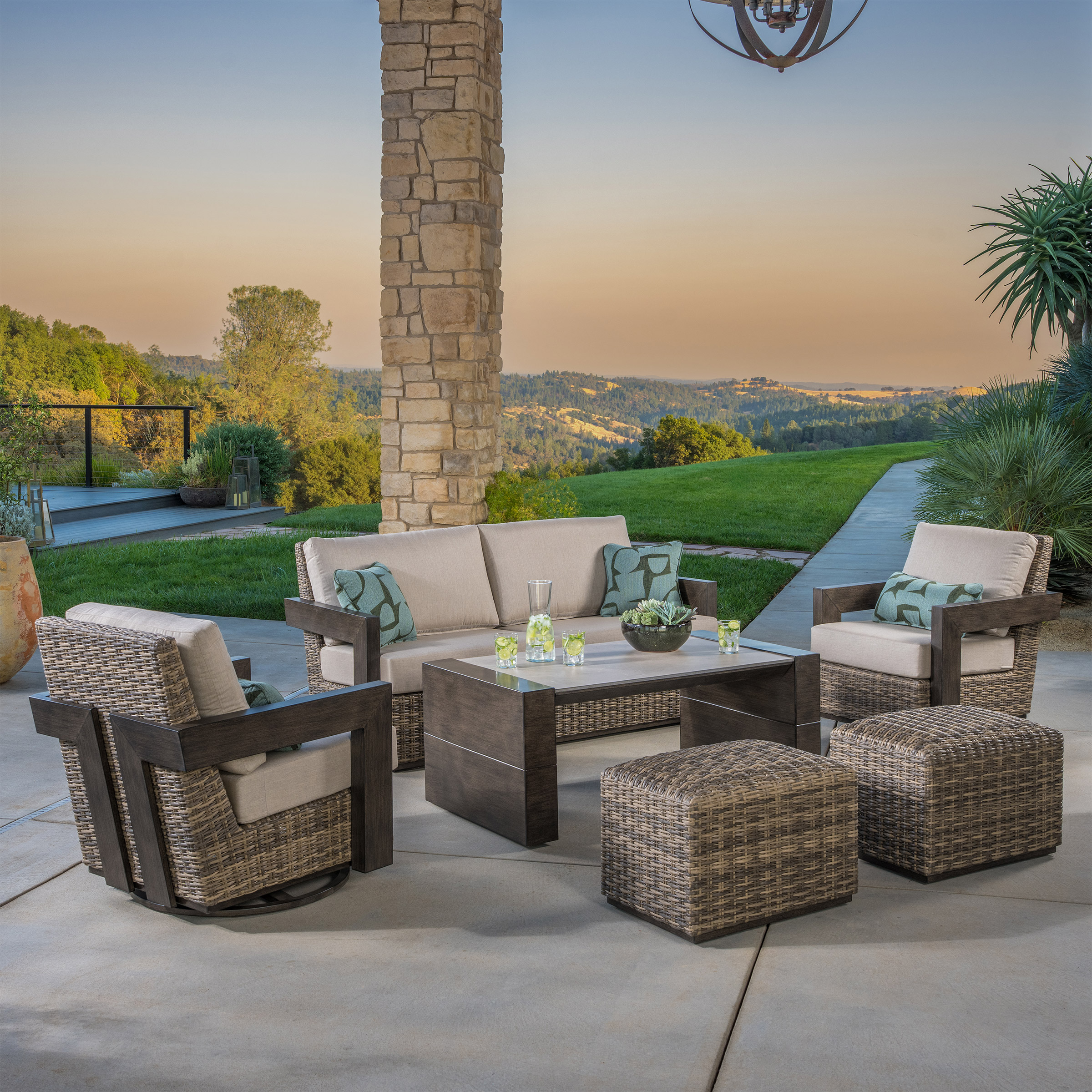 SunVilla Bernard 6-piece Outdoor Patio Seating Set | Costco