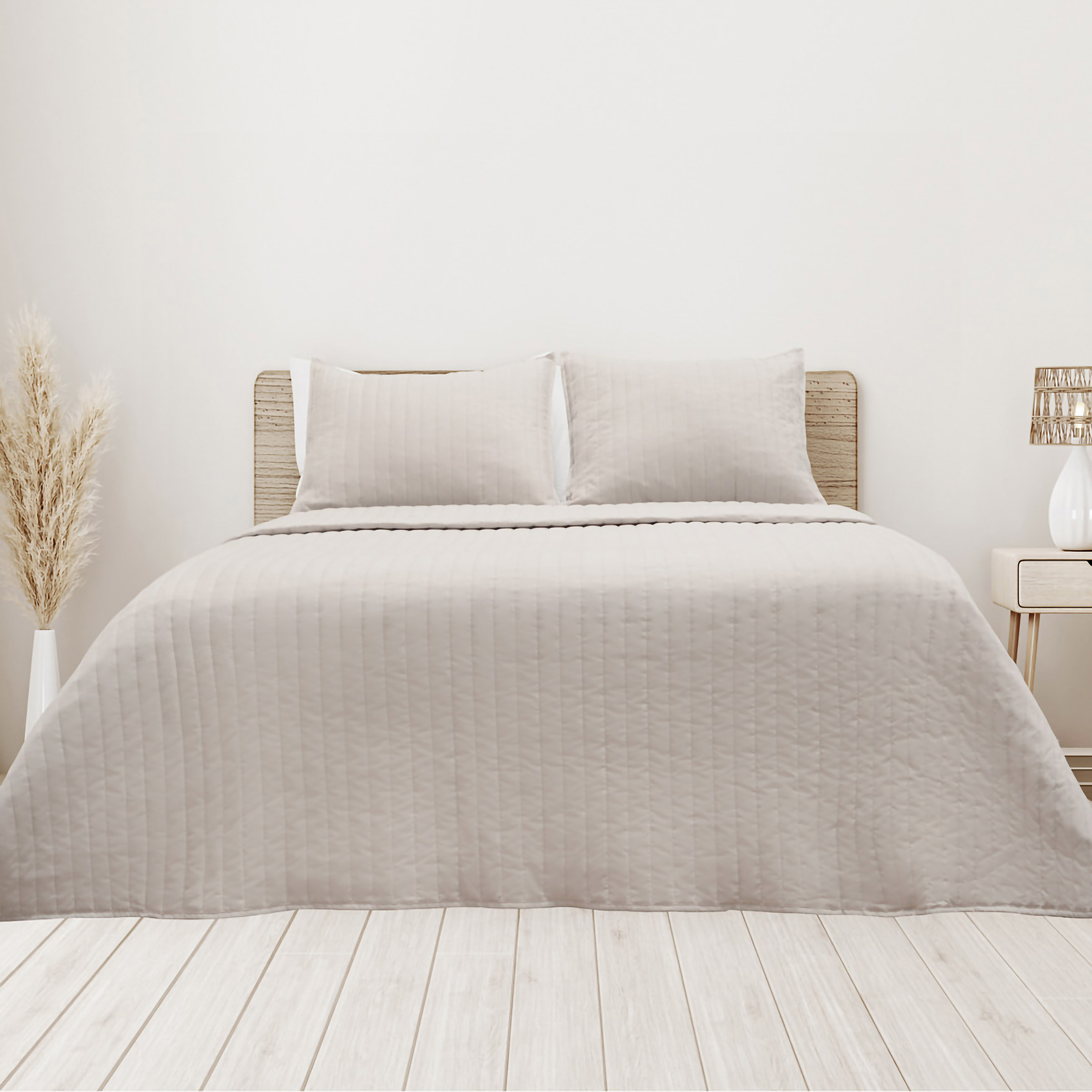 Jennifer Adams - Kensey 3-piece Quilt Set, King | Costco