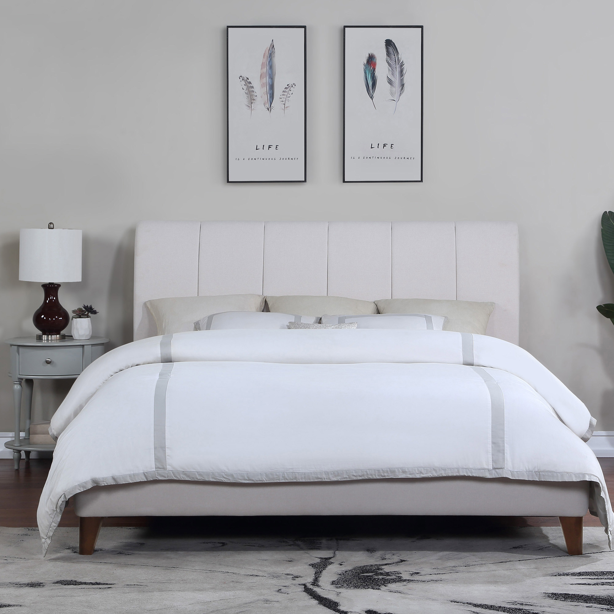 Piper Glen Queen Upholstered Bed