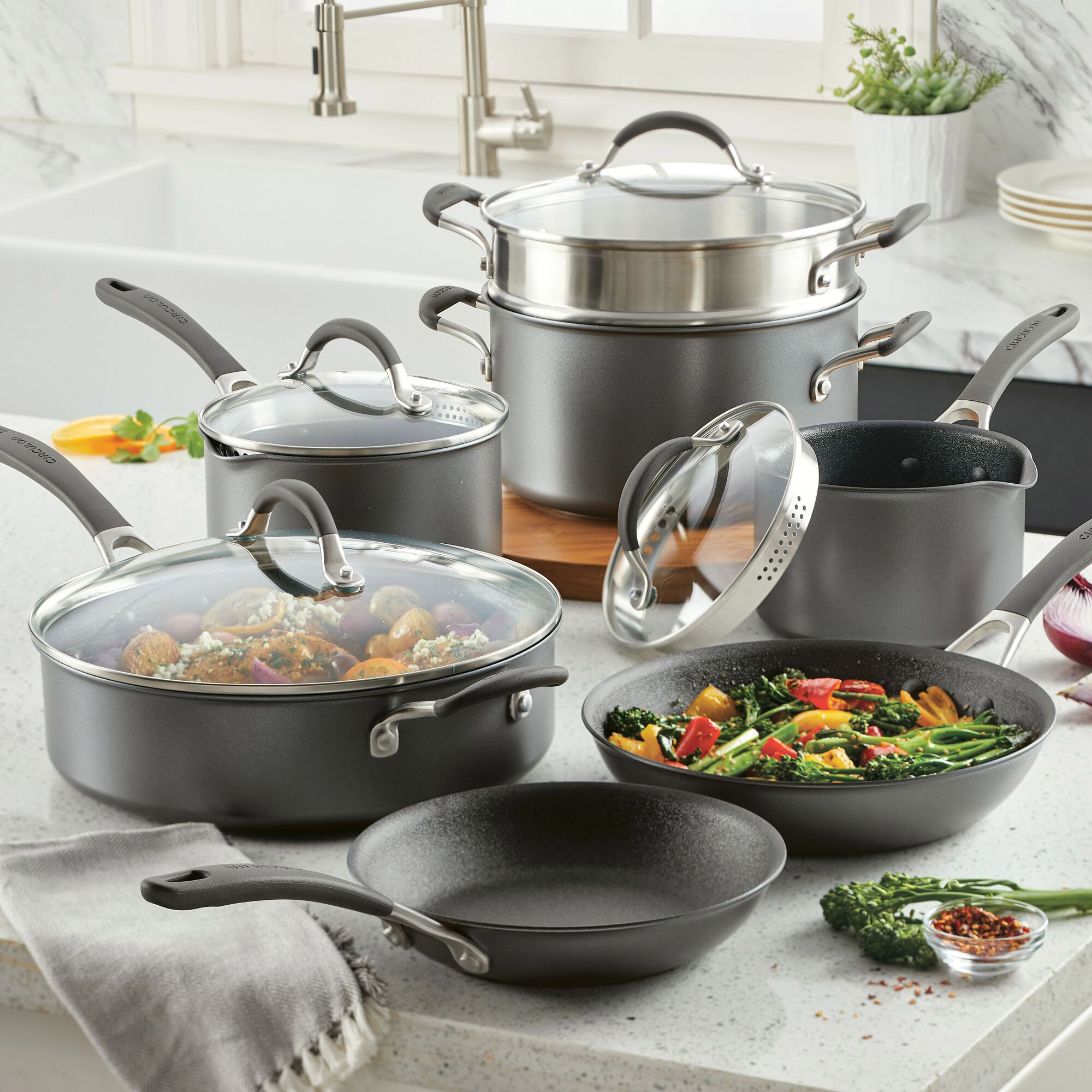 Circulon Cookware & Bakeware | Costco