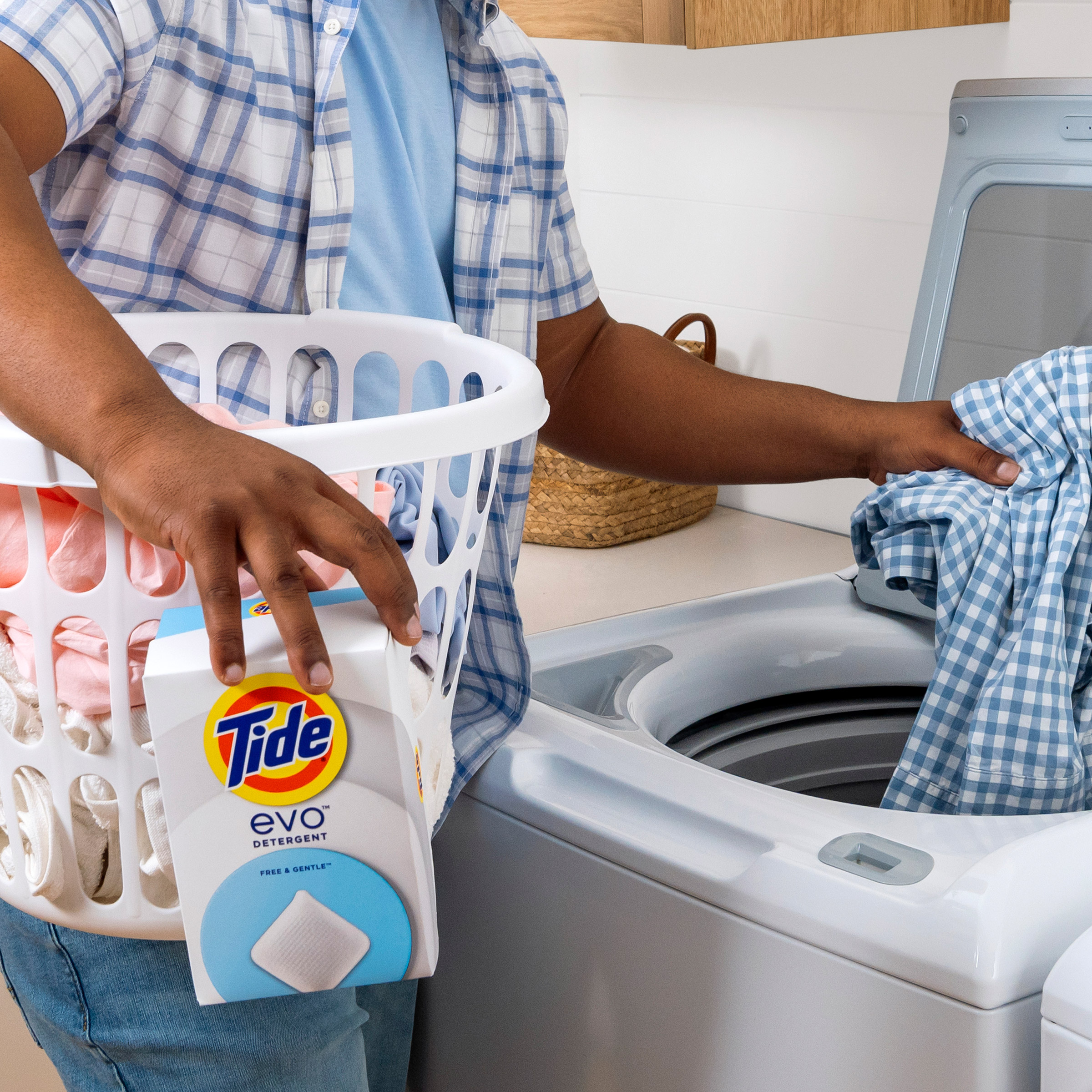 Tide Evo Laundry Detergent Tiles, Free & Gentle, 72-count | Costco