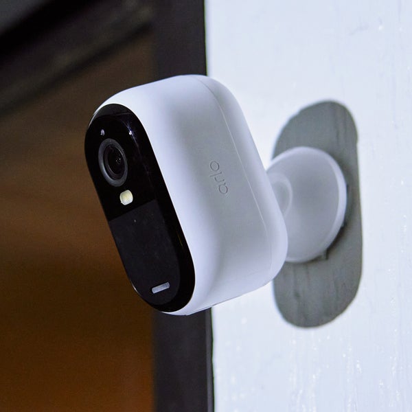 Arlo Essential Outdoor 2K Camera (2nd Generation) 3-pack Arlo Essential Outdoor 2K Camera (2nd Generation) 3-pack