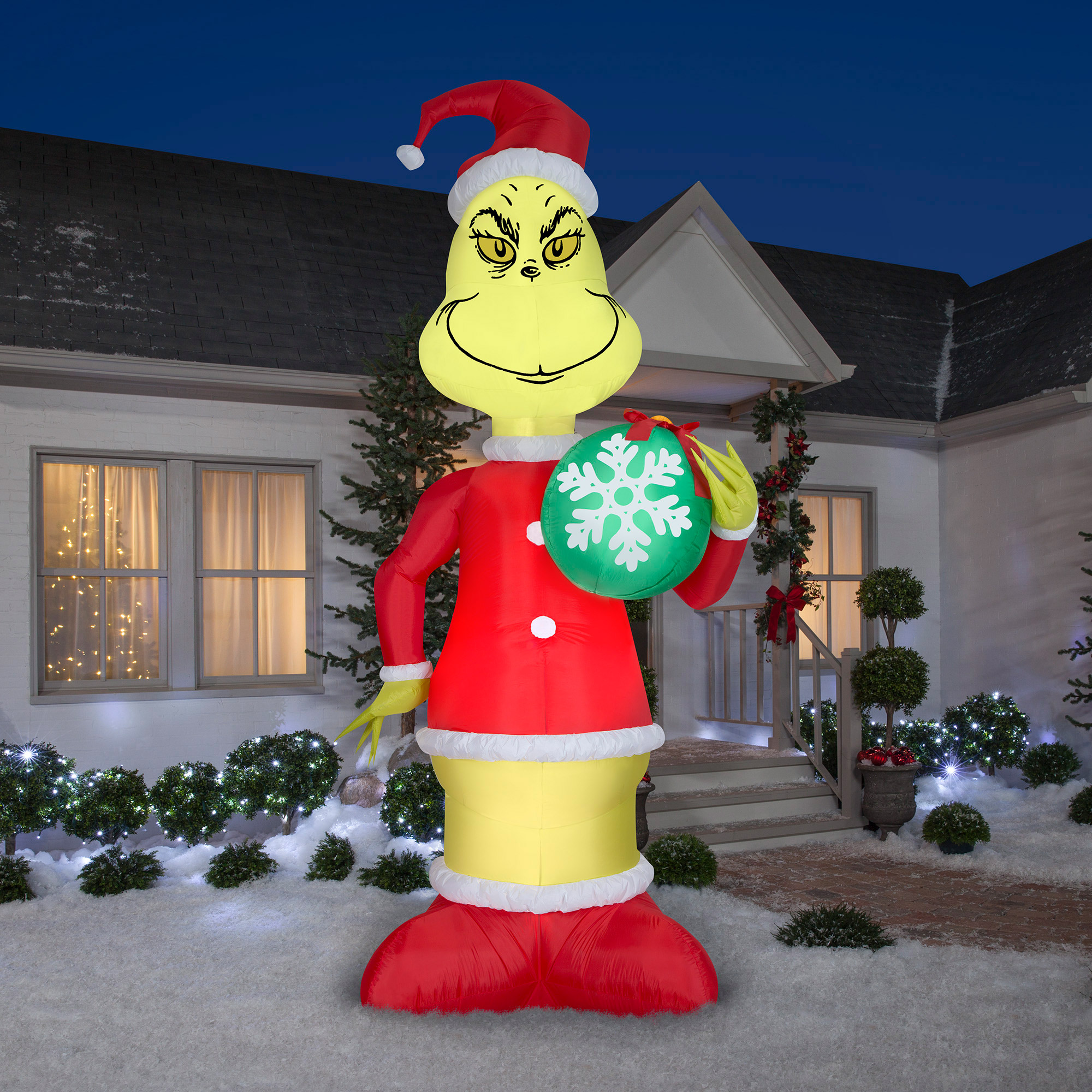 Giant 3.5m (11 ft.) Inflatable Grinch as Santa | Costco