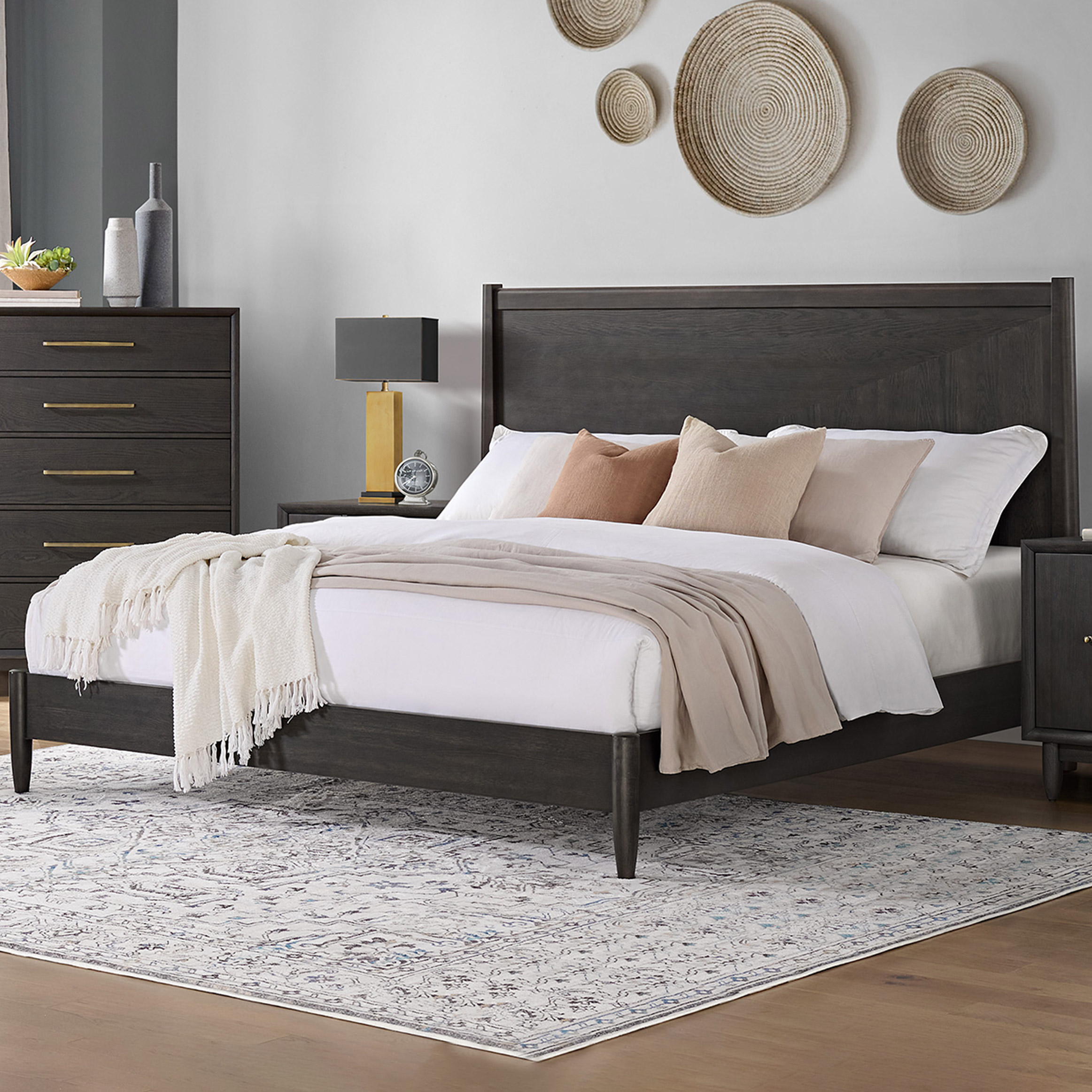 Monroe Bay Bed, King | Costco