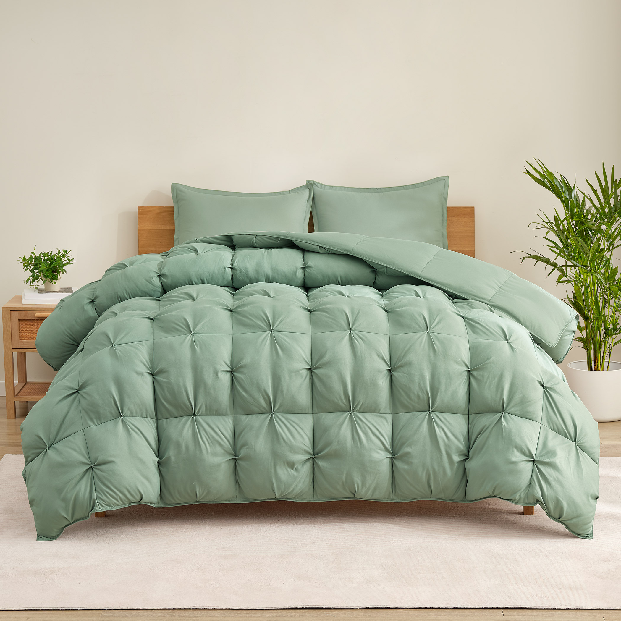 Casual Living Zuri Mega Puff 3-piece Comforter Set | Costco