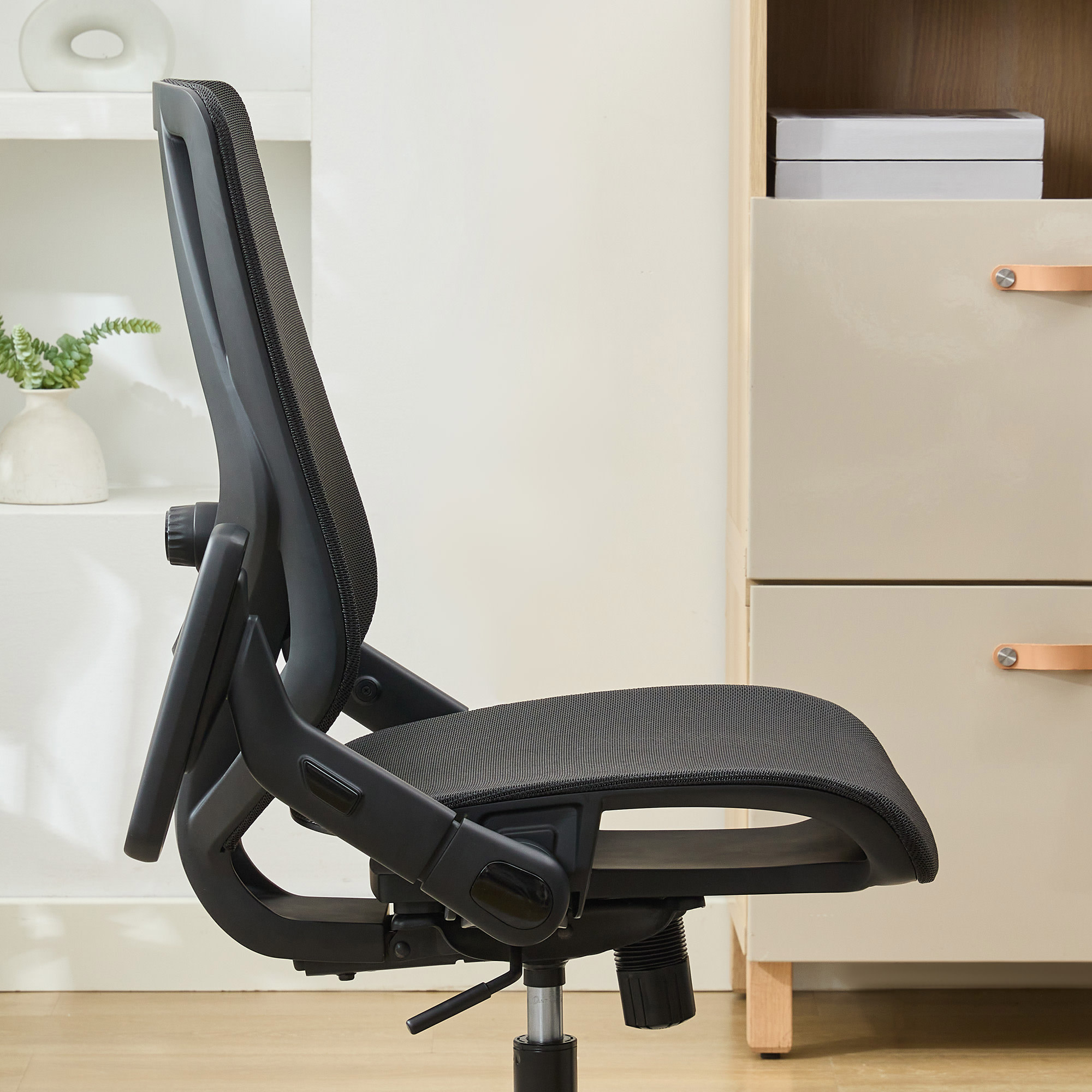 TrueWellness All Mesh Office Chair | Costco