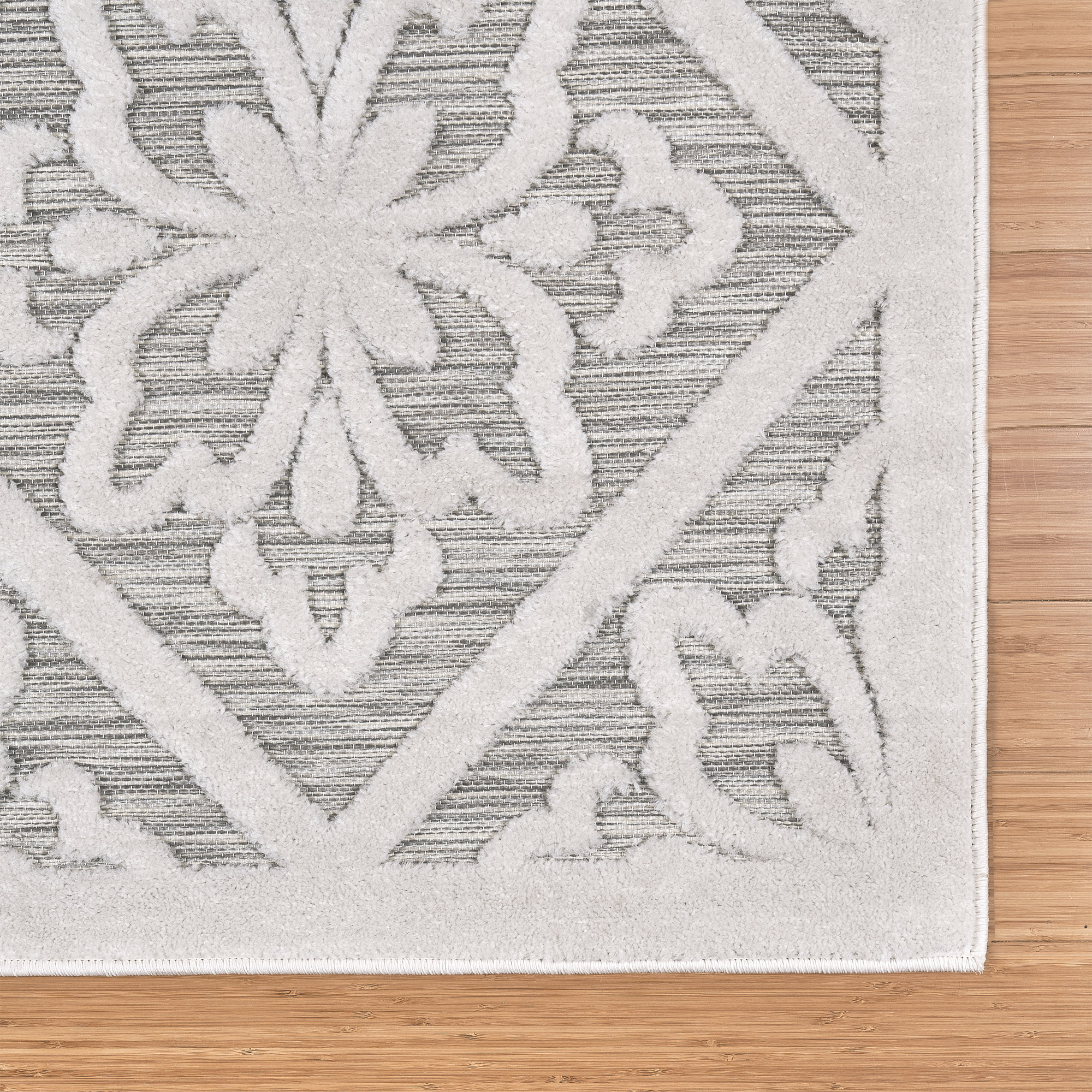Laguna Indoor/Outdoor Area Rug, Bennet Gray Ivory, 8'8” x 13' | Costco