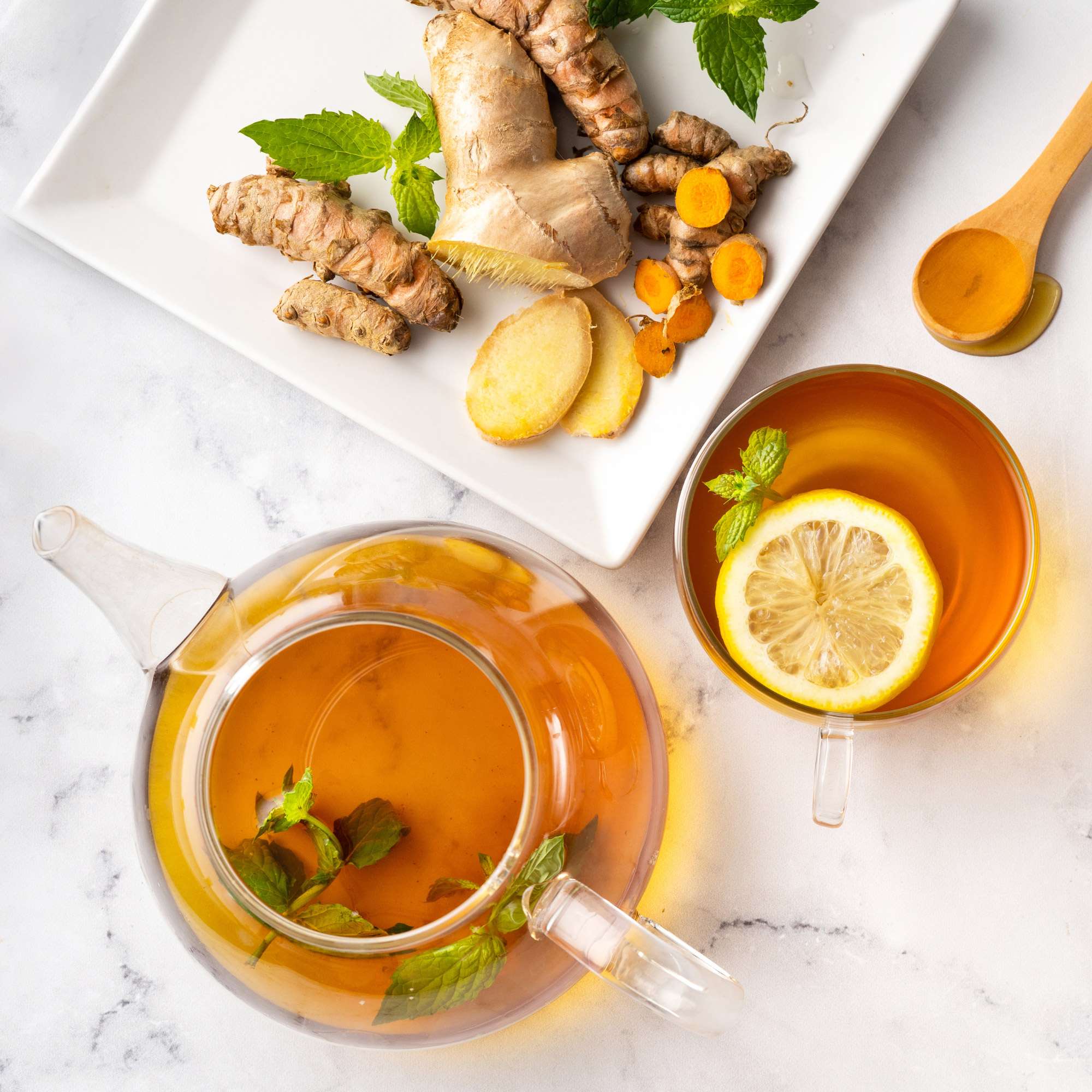 Vonbee Honey Citron and Ginger Flavoured Tea Base, 2 × 2 kg | Costco