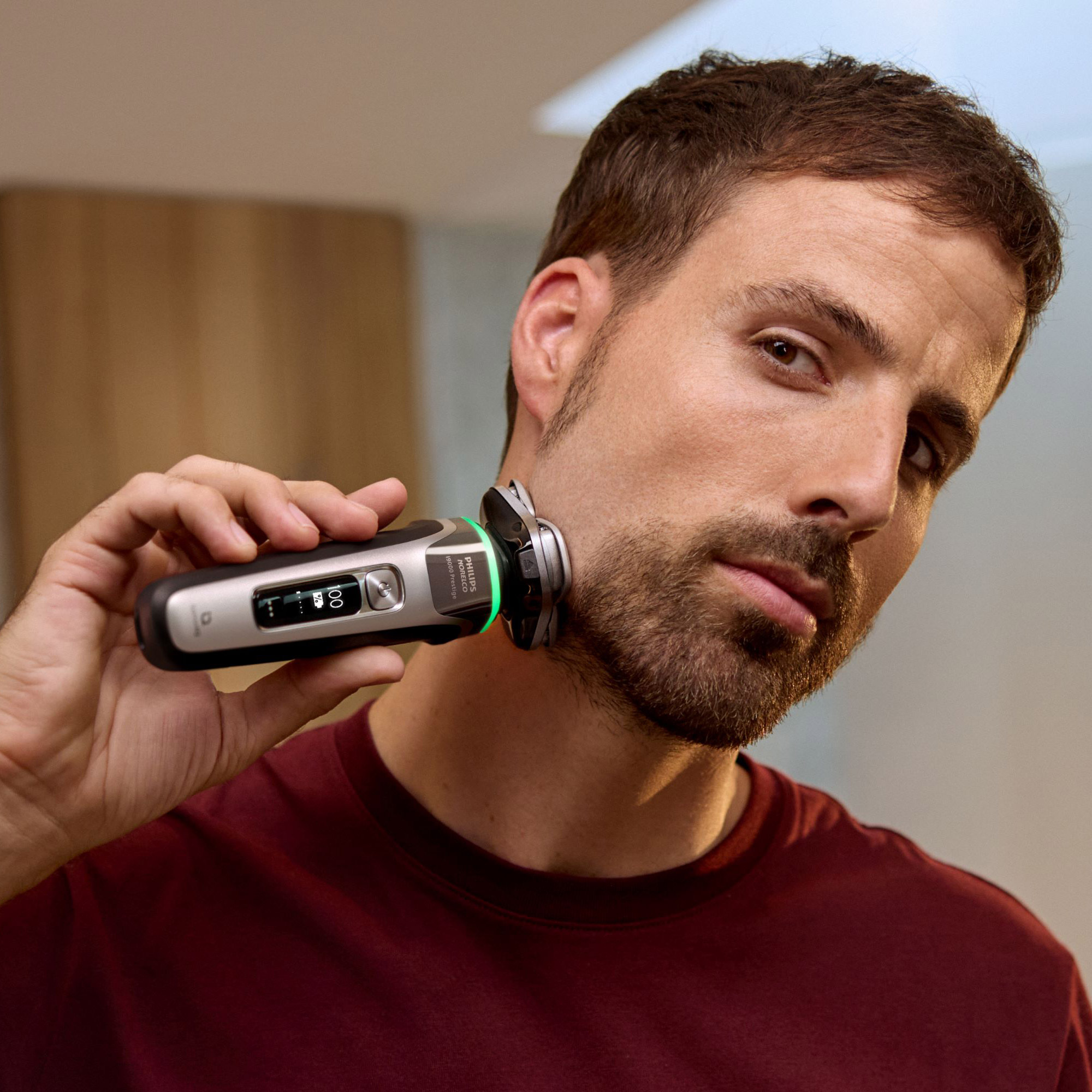 Philips Norelco i9000 Prestige Electric Wet and Dry Shaver Powered by ...