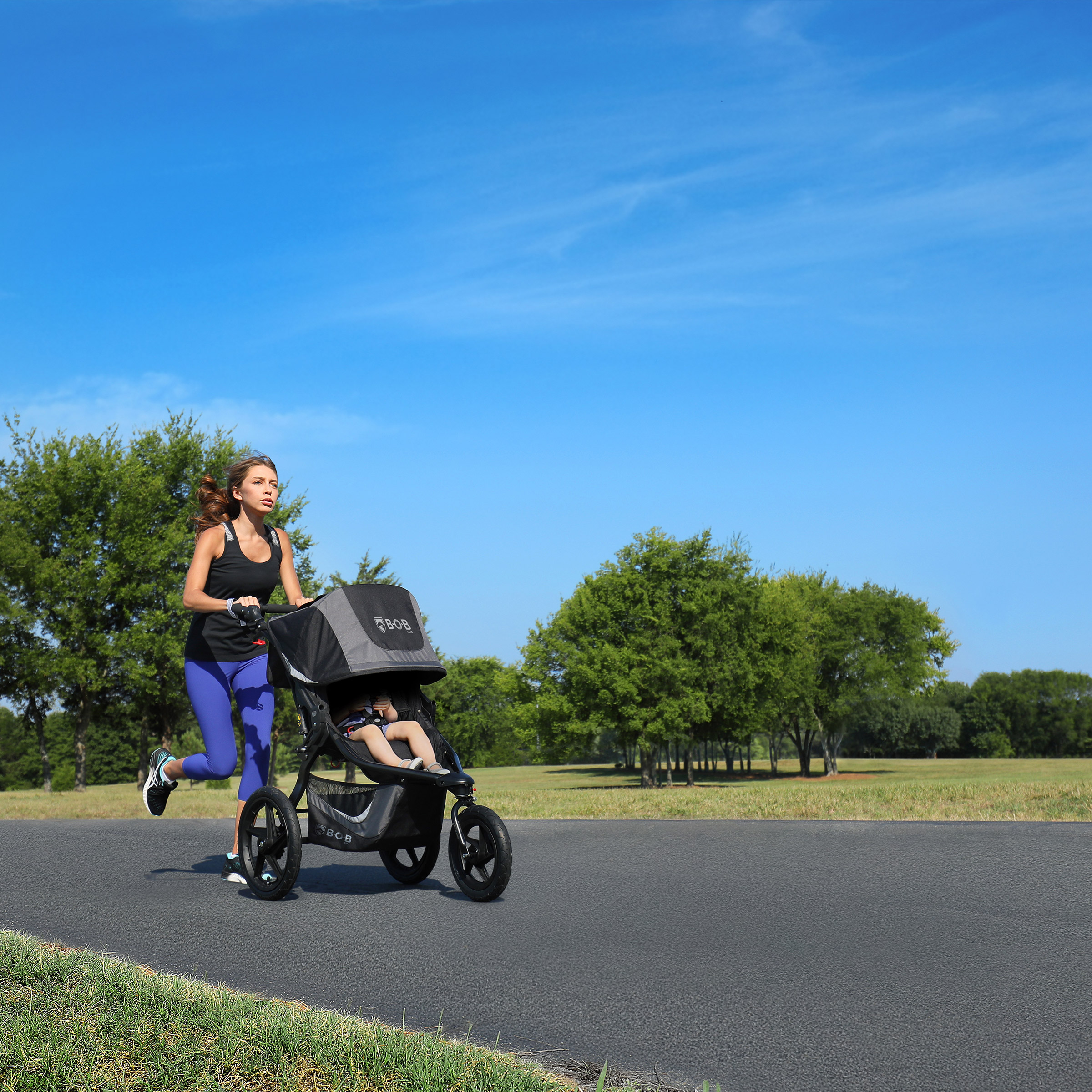 BOB Gear Revolution Flex 3.0 Jogging Stroller & Handlebar Console | Costco
