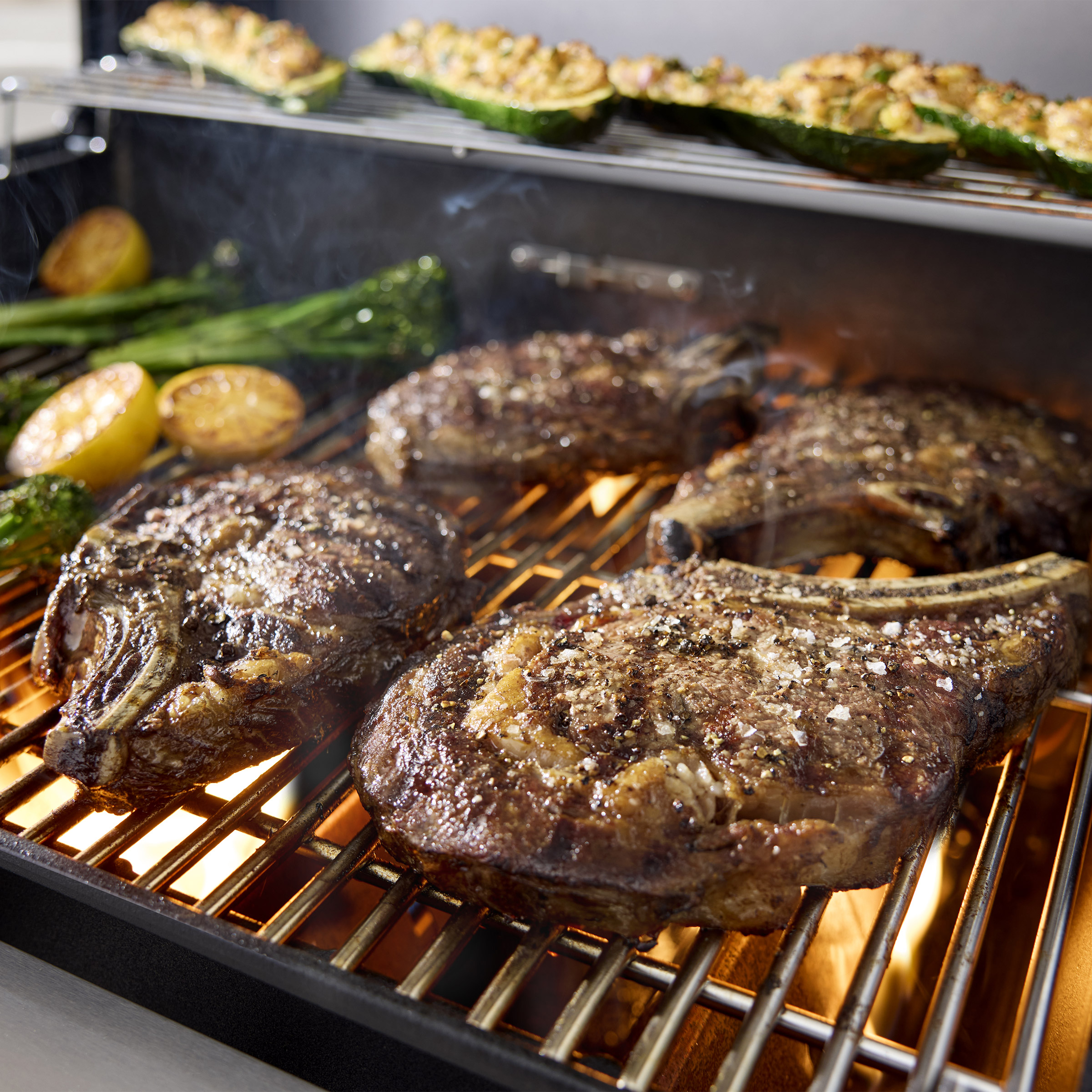 Weber Spirit S-435C 4 Burner Propane BBQ with Cover | Costco