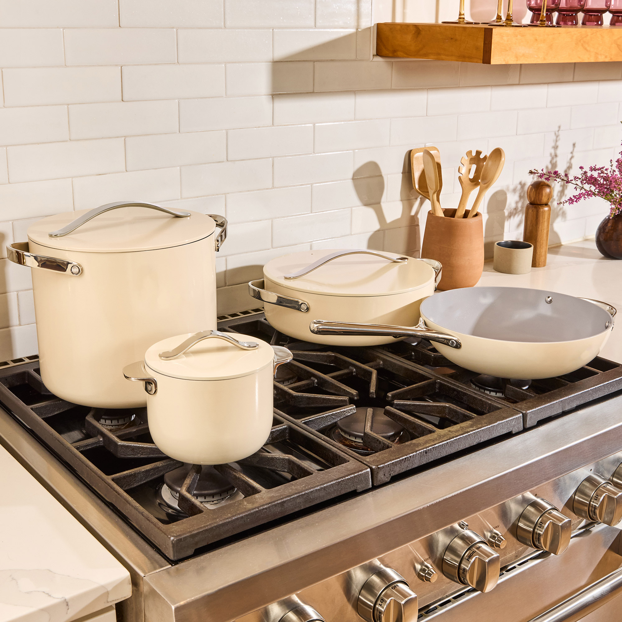 Caraway 24-piece Ceramic Non-stick Cookware Set | Costco