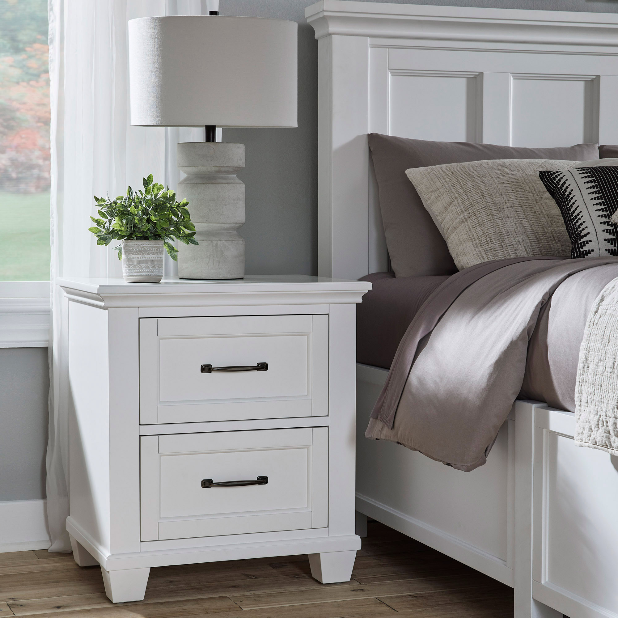 Universal Broadmoore Bedroom Furniture | Costco