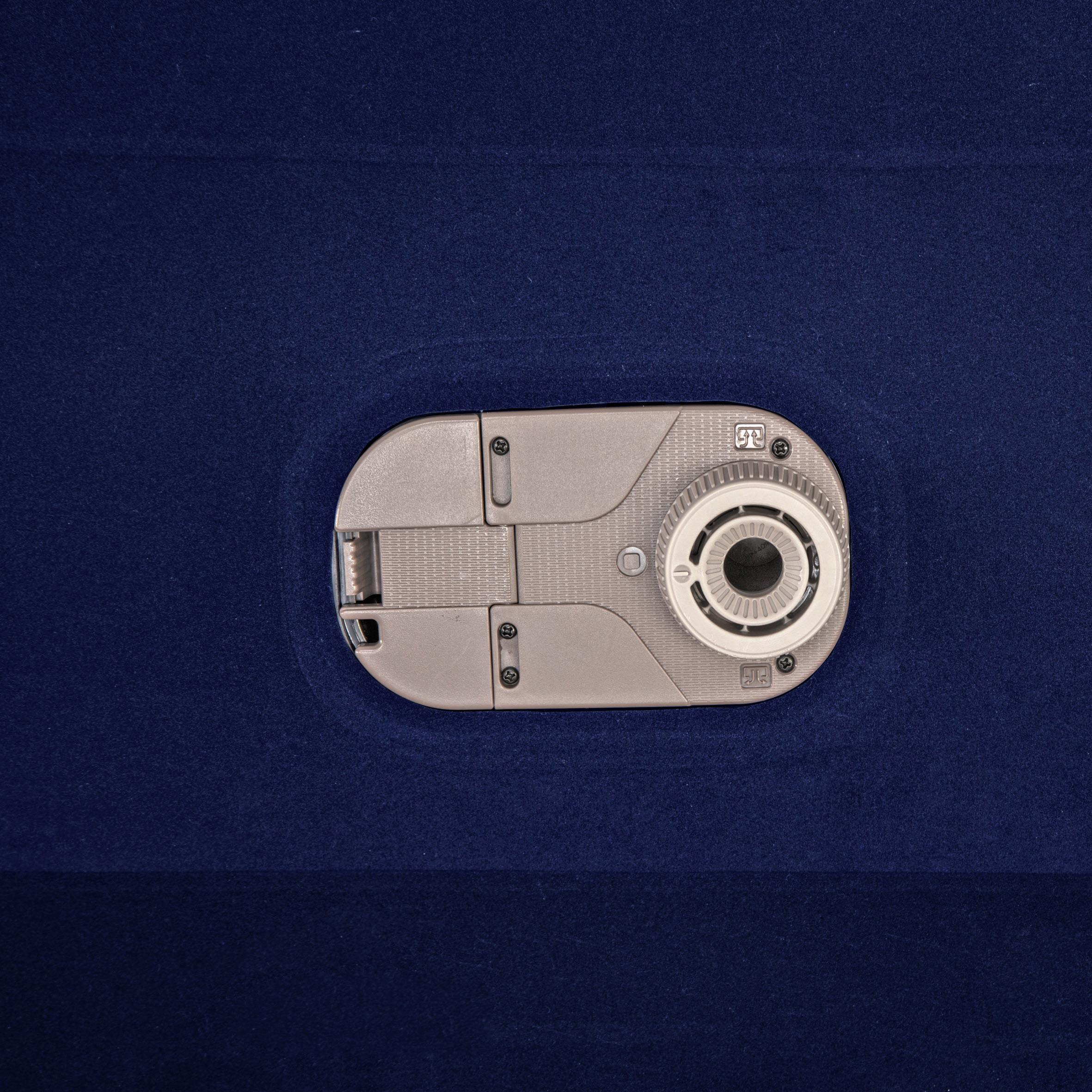 Sealy Air Mattress Queen with Built-in Headboard | Costco