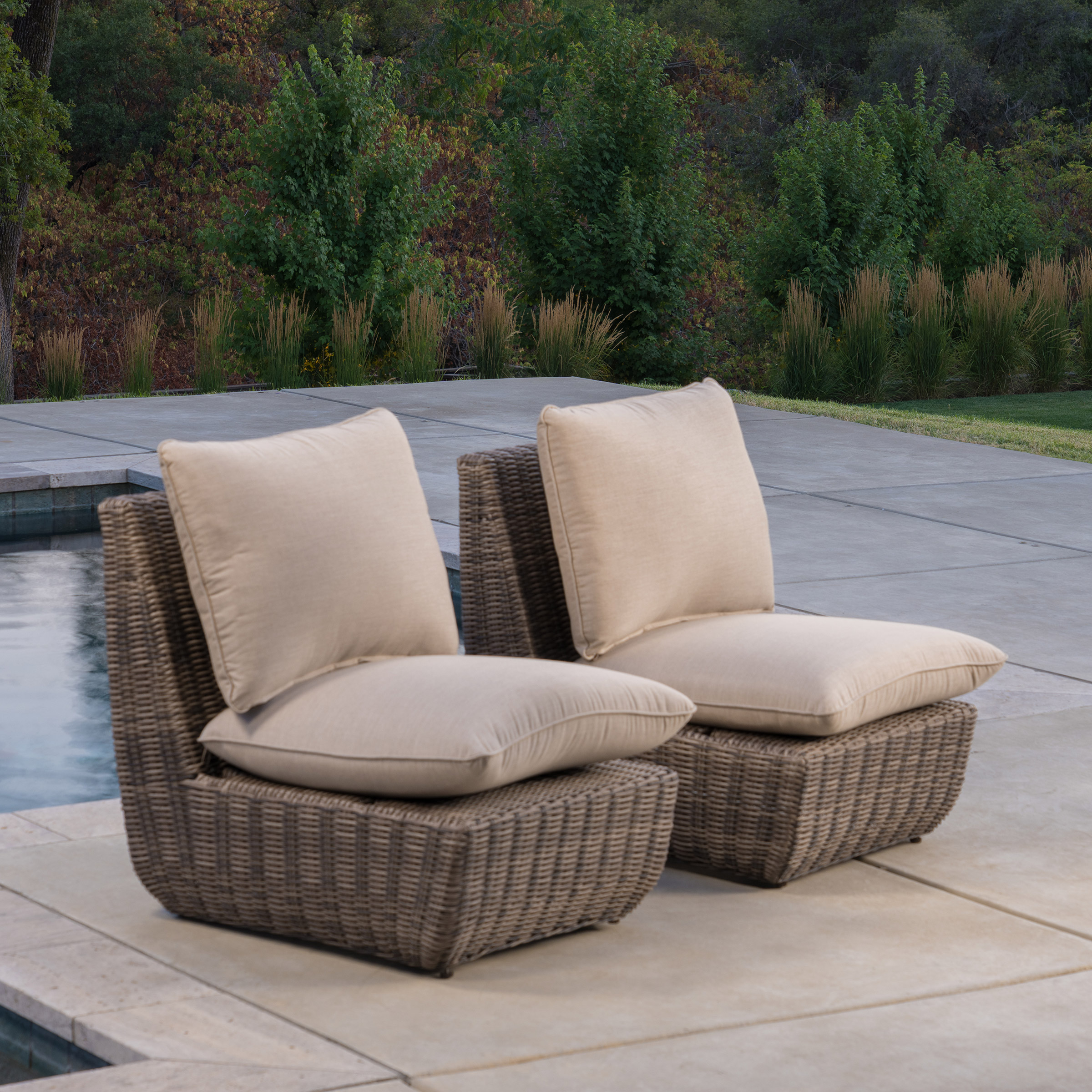 SunVilla Swann Modular Outdoor Patio Chair, 2-pack | Costco