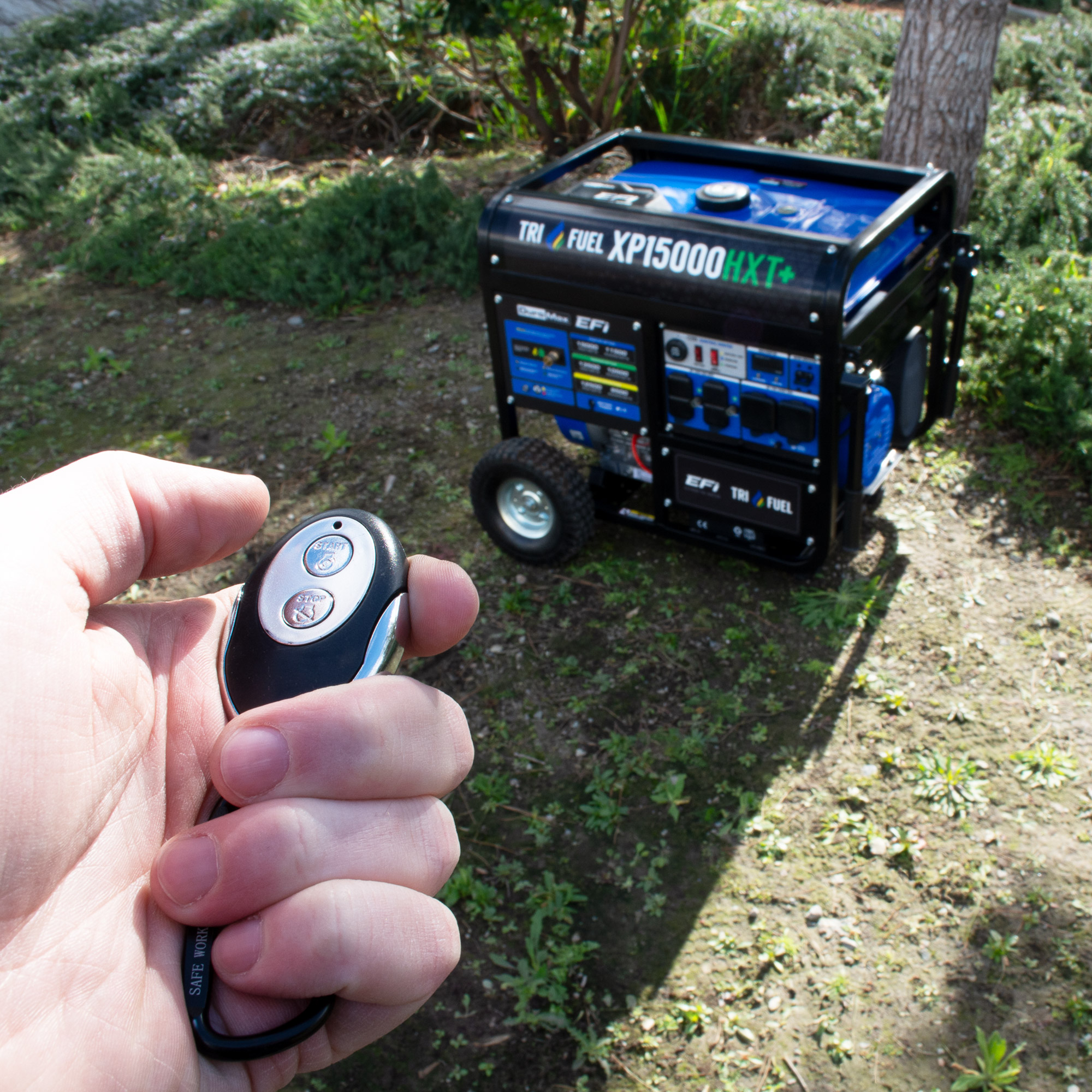 DuroMax 15,000 Watt Tri Fuel EFI Generator with Home Power Backup ...