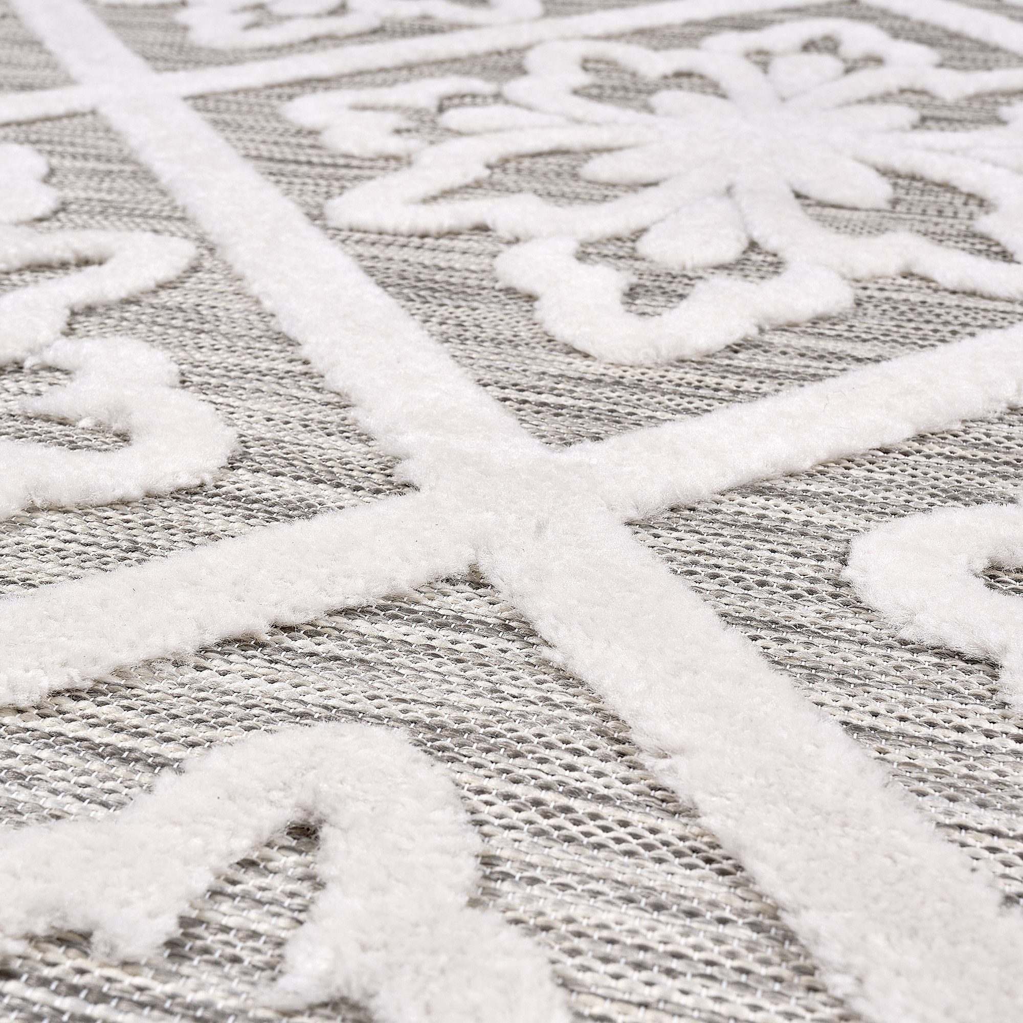 Laguna Indoor/Outdoor Area Rug, Bennet Gray Ivory, 8'8” x 13' | Costco